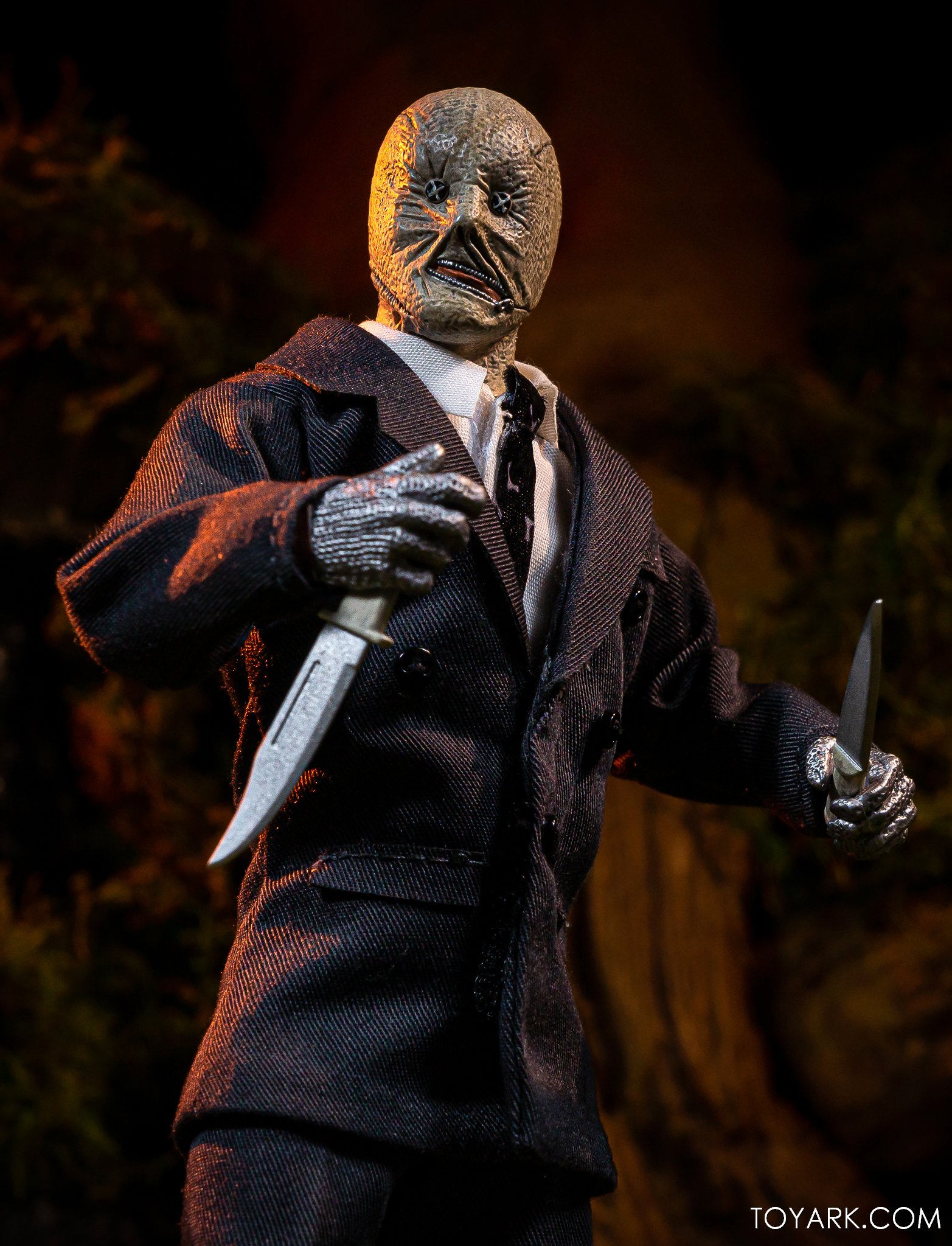 NECA Nightbreed – Dr. Phillip Decker 8-Inch Scale Cloth Figure - Toyark ...
