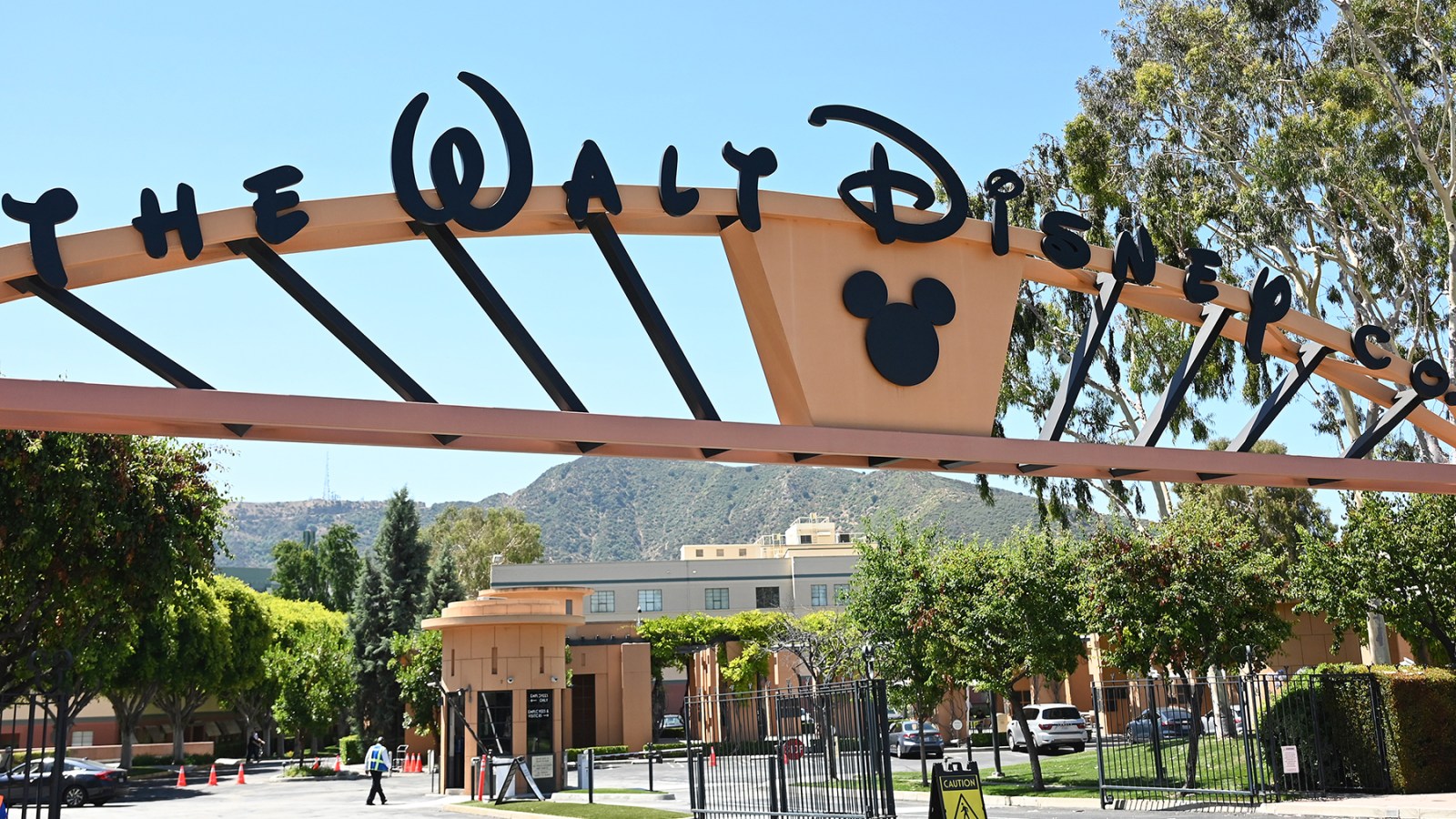 Walt Disney VFX Crew File to Unionize - Movie Ties